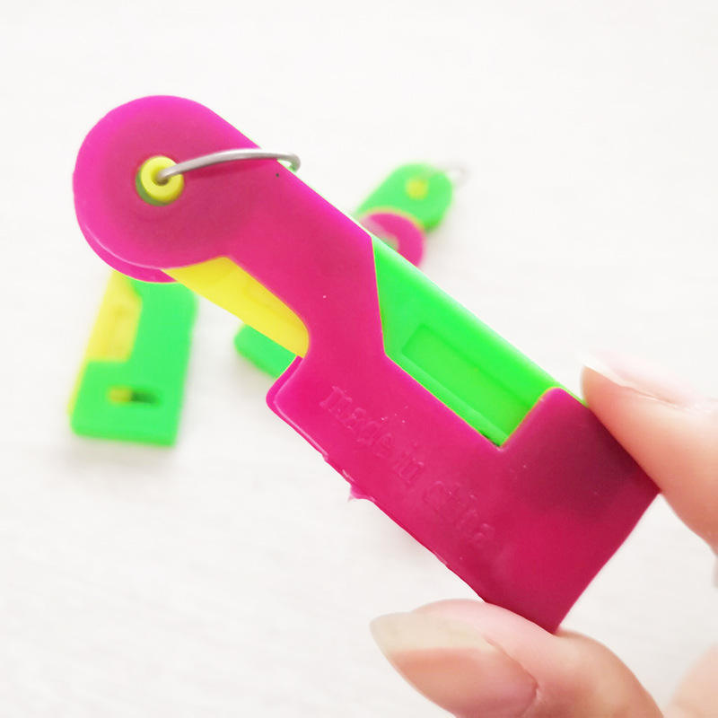 Wholesale Portable Auto Needle Threading Device Multi Color Plastic ...