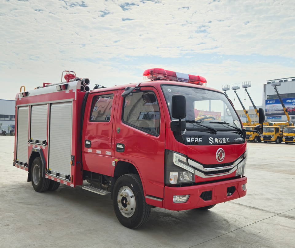 3000-liter Water Tanker Fire Truck for Forest Fire Fighting Euro 3 ...