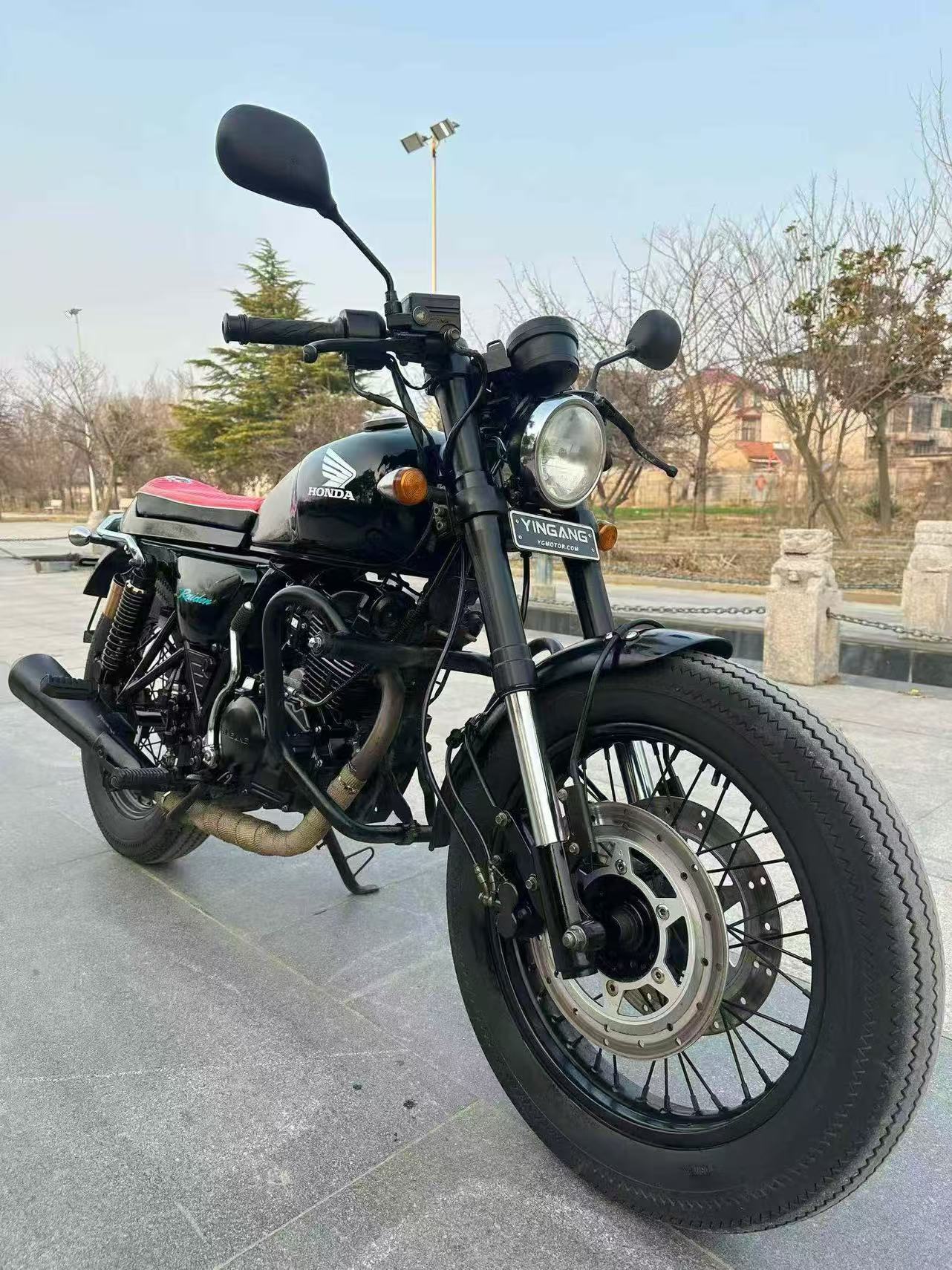 On Sale Yingang Motorcycle 200cc Three-Wheel Design | Alibaba.com
