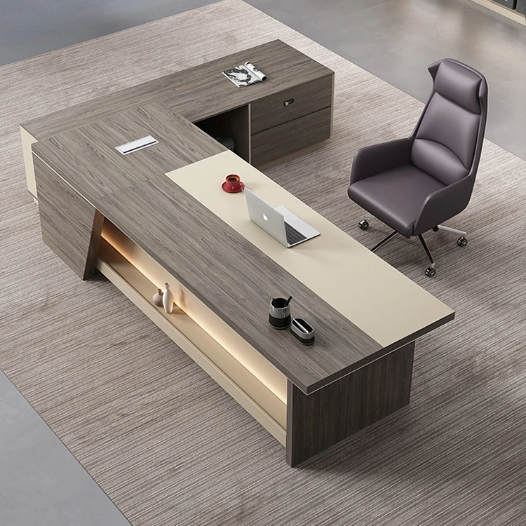 How to Choose the Best Executive Office Desk for Your Needs