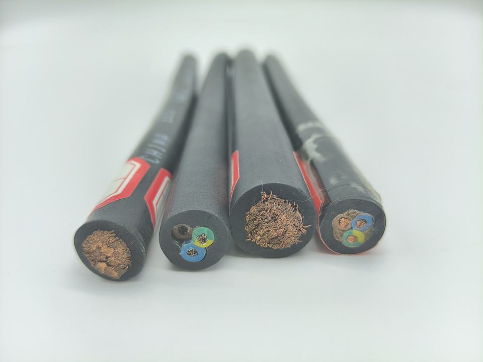 H07RN-F 4Core With Earth 4G25mm2 Welding Pump Battery Cable Cu Tinned ...