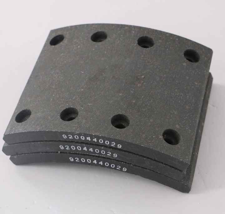 HOWO Front Brake Lining WG9100440029| Alibaba.com