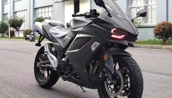 Kawasaki H2 Mini Heavy Bike Cycle 250 Cc Superbike 2023