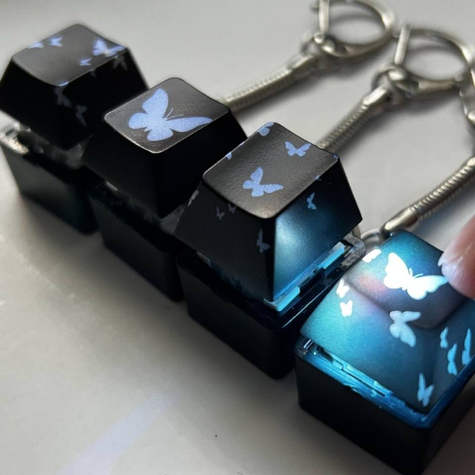 New Cartoon PVC 4 Keys Button Keycap Keychain Keyboard Caps Shining ...