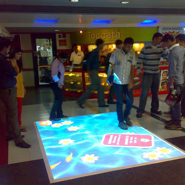 virtual reality game interactive floor game for indoor playground ...
