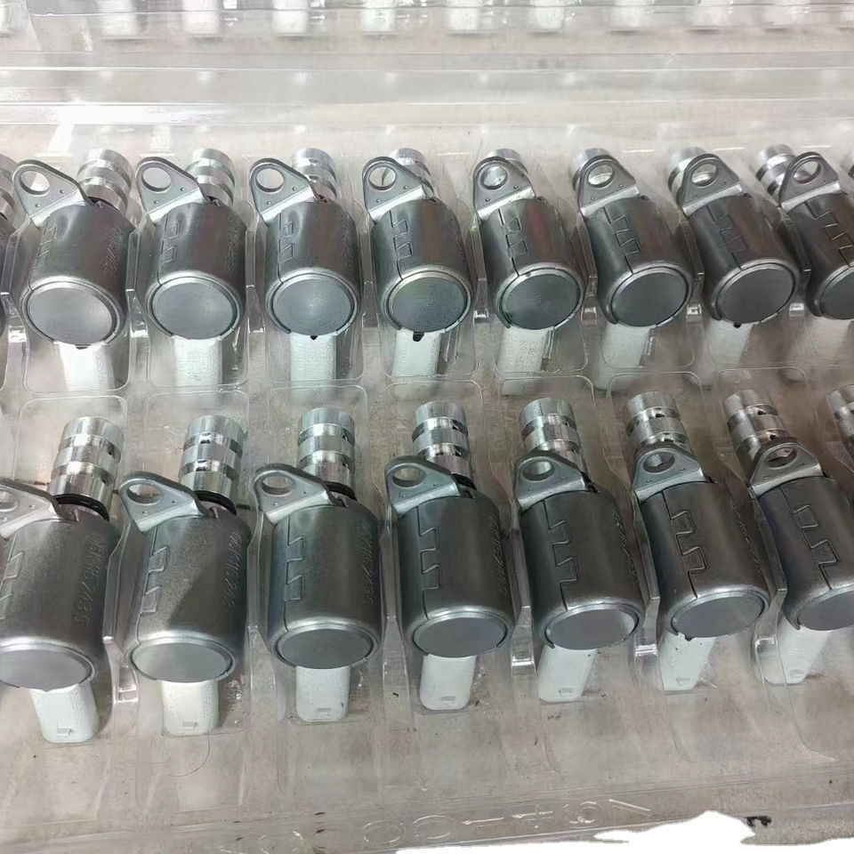Camshaft Timing Electromagnetic Flow Control Valve 06k115243s