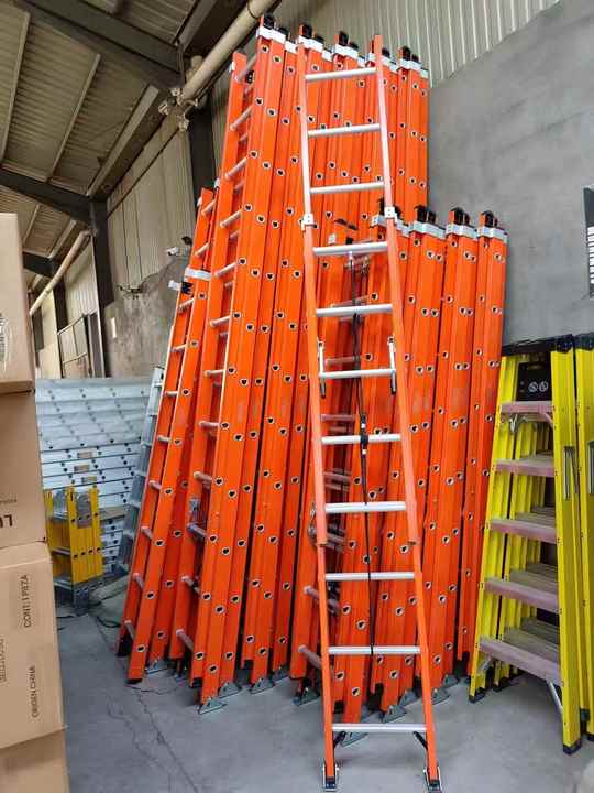 Fiberglass Ladders Are the Best Ladders for Home Use, Construction, and ...