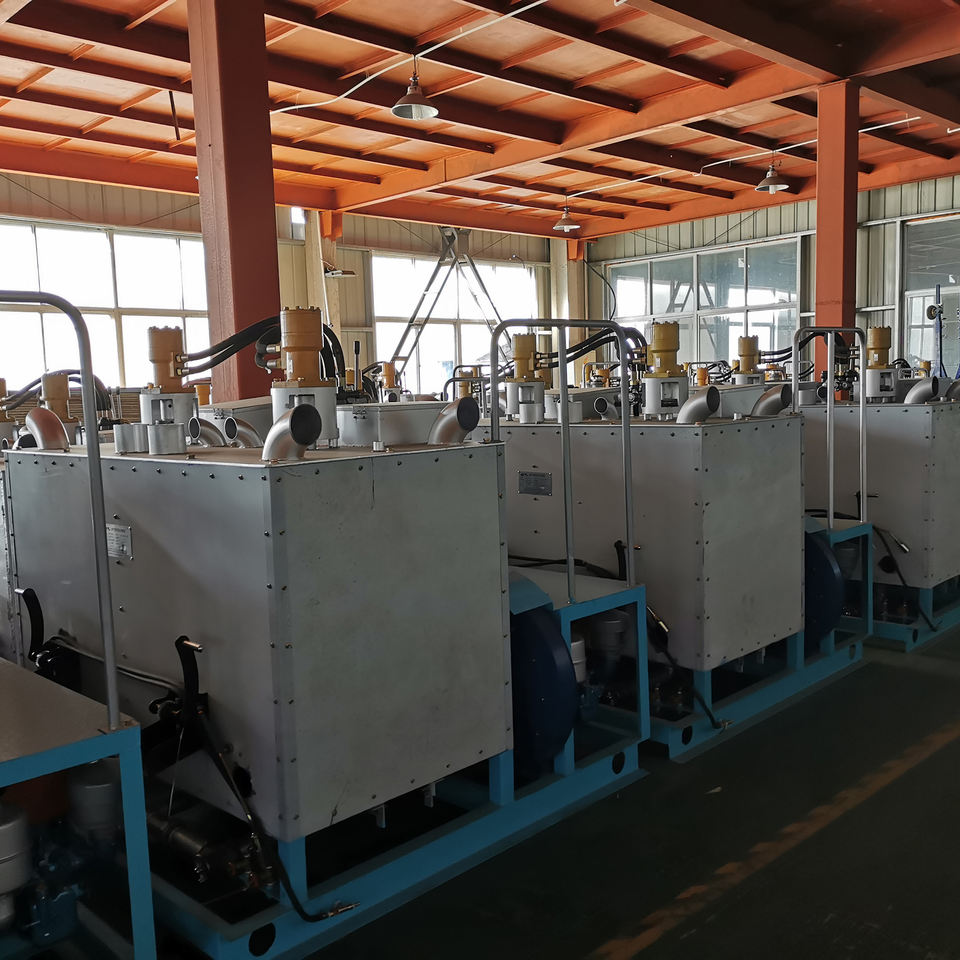 1100Kg Zebra Hydraulic Melted Hot Melt Kettle Pre-Heater Road Marking ...