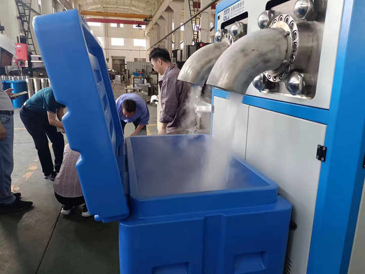 700 Liter Insulated Storage Dry Ice Box for Live Fish Transport
