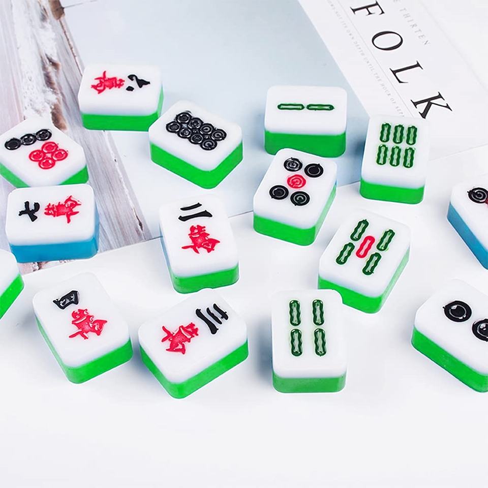 Engraved logo Mahjong Tiles OEM ODM Resin Epoxy Bespoke Artwork Juegos ...