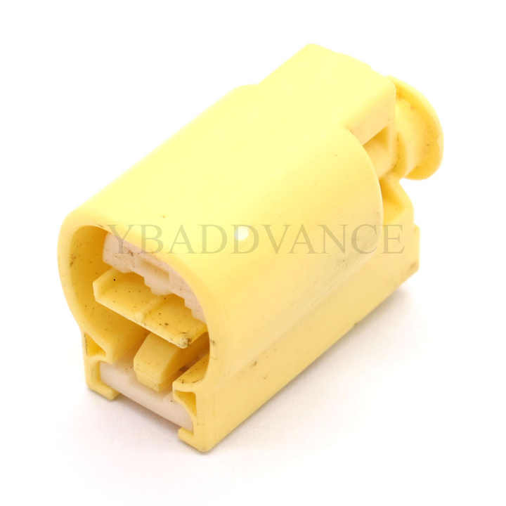 90980-11864 82821-33170 - Reliable Female Connector for Toyota C-HR