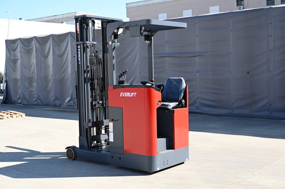 EVERLIFT 2500KG Power Reach Truck with Seat with Seat Electric Reach ...