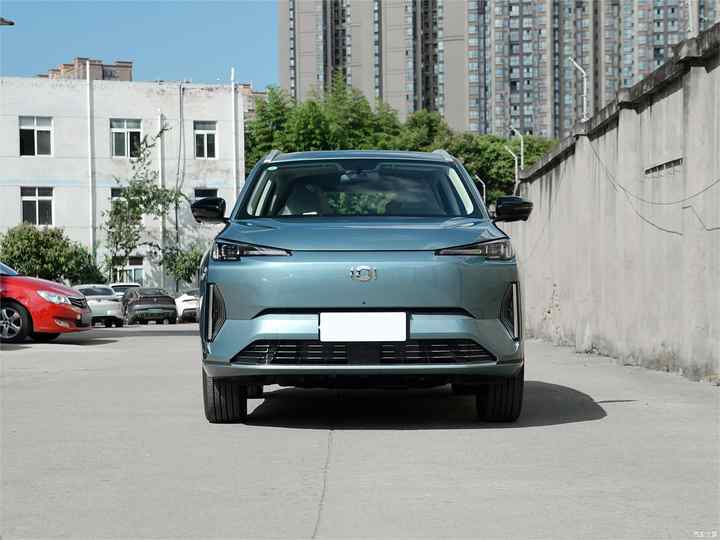 Changan Qiyuan Q05 Electric Car 2024 - Hybrid SUV for Sale
