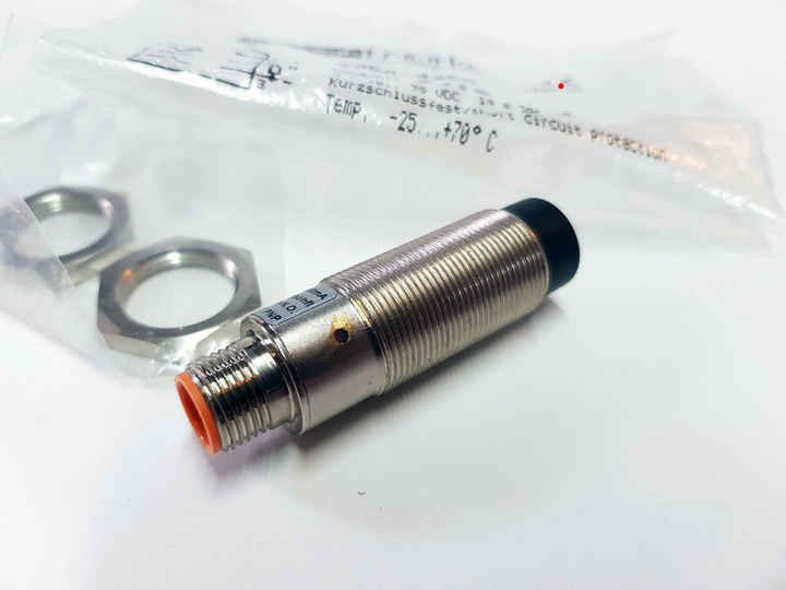 Pulsotronic Inductive Proximity Sensor 9962-3865