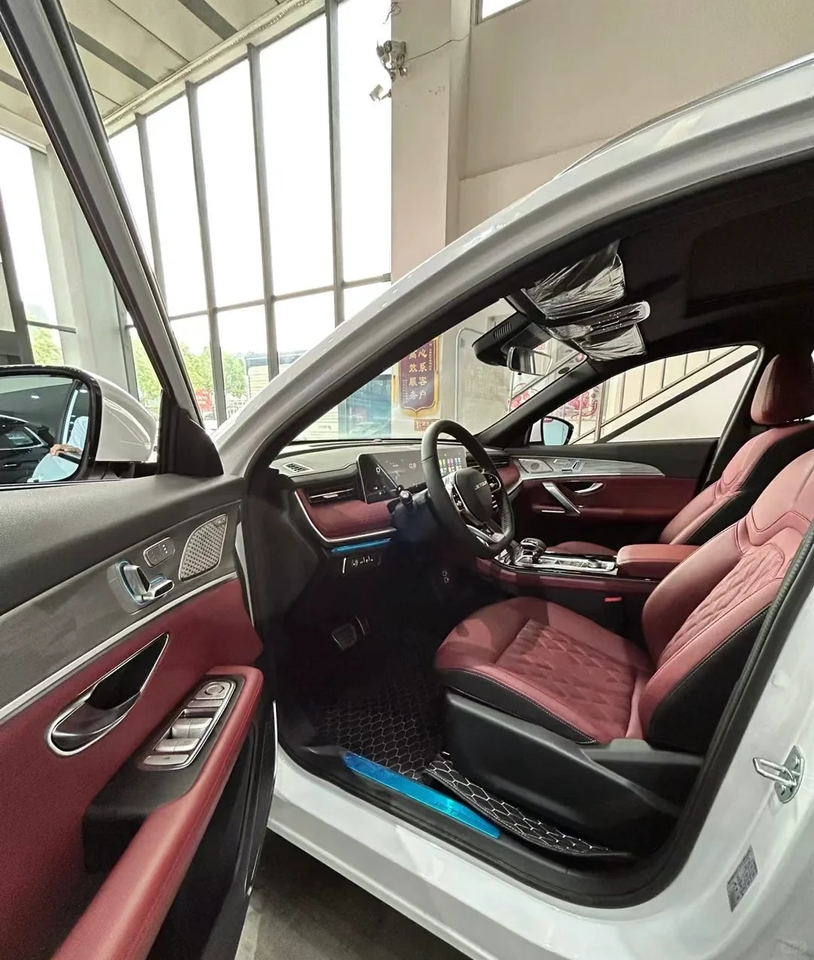 Jetour X70 PLUS 2025 1.5T DCT Elite + 7 Seats New Euro VI Dark Interior ...