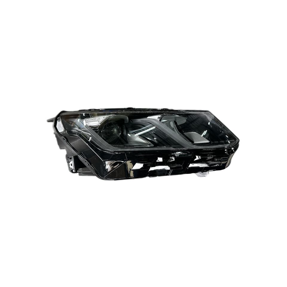 Auto Parts Head Lamp Front Right 7051022800 for Geely Coolray Binyue