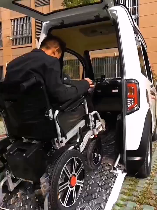 Old People Electric Vehicle 4 Wheels Mini Electric Car Elderly Mobility ...