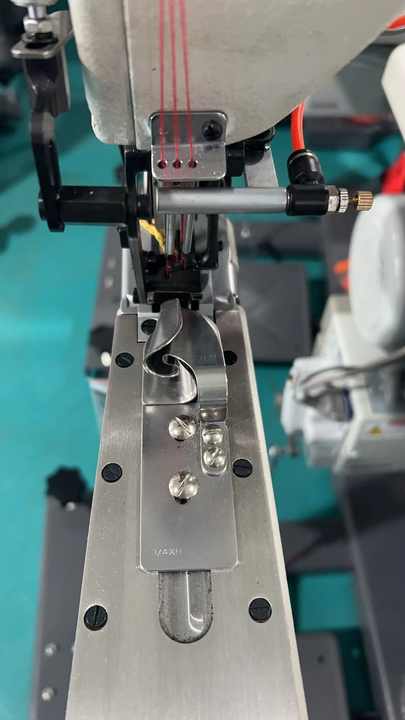 QS-9688 High-Speed Automatic Feed Chainstitch Industrial Sewing Machine ...