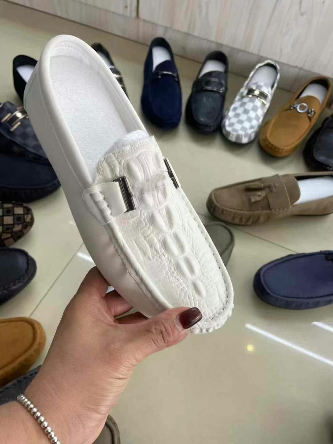 Wholesale Breathable Shoes Men 73k+ | Alibaba.com