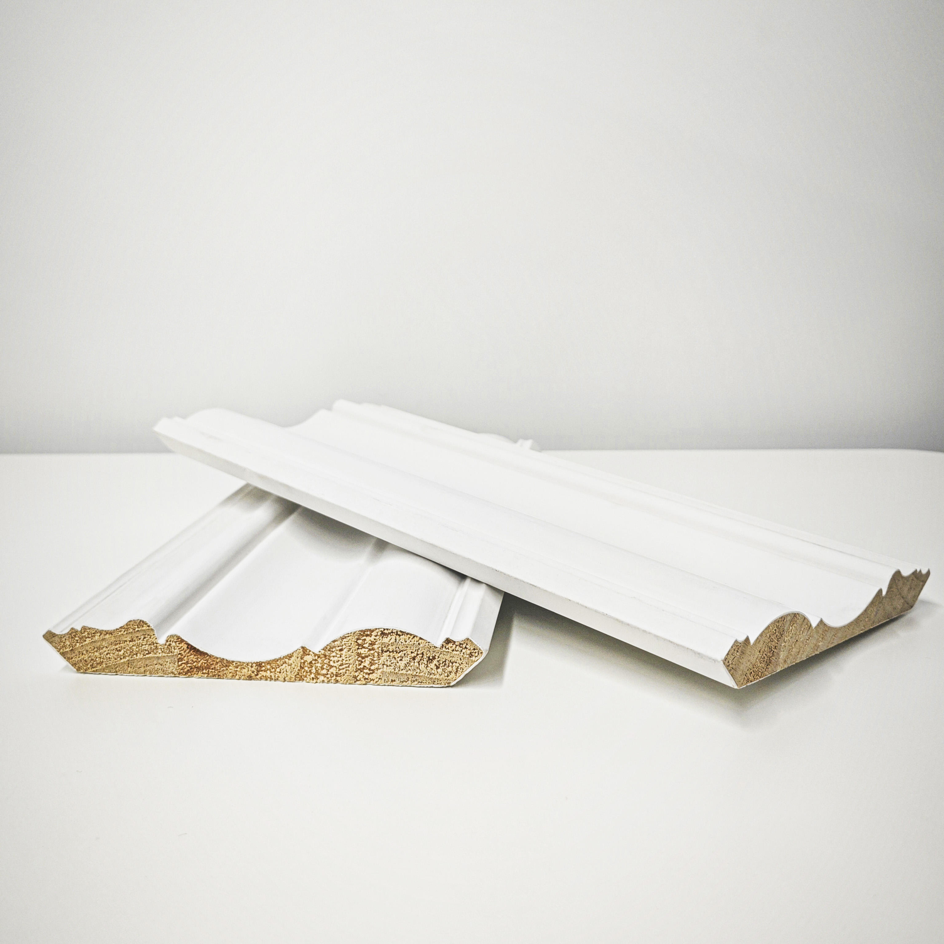 Moldura Kayu: precisión y durabilidad para la decoración de interiores