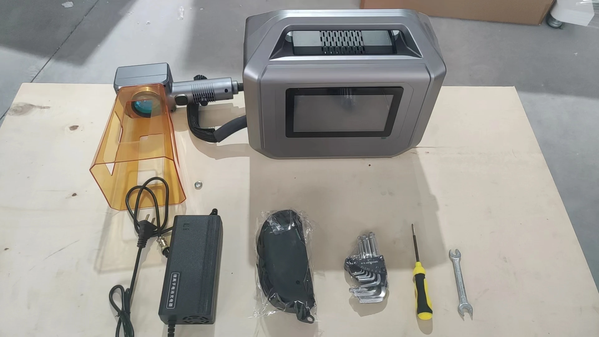 How to Choose the Best Handheld Laser Engraving Machine: Buying Guide
