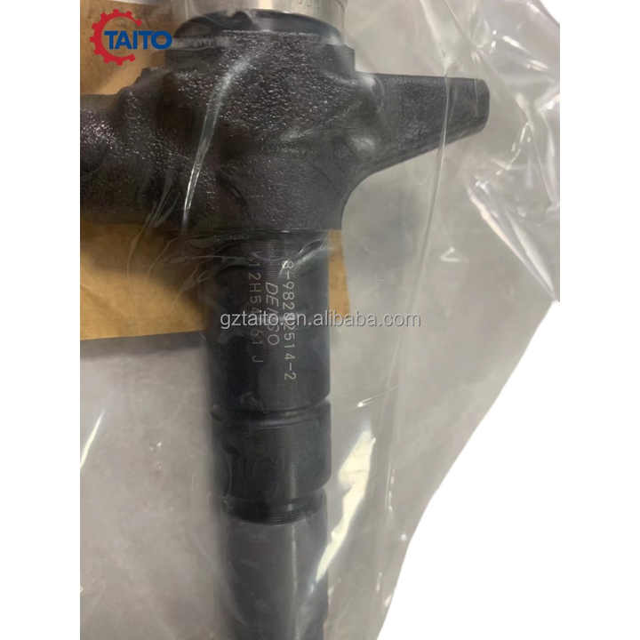 4JJ1 4JK1 Oil Common Rail Fuel Injector Assy for ISUZU Excavator Engine ...