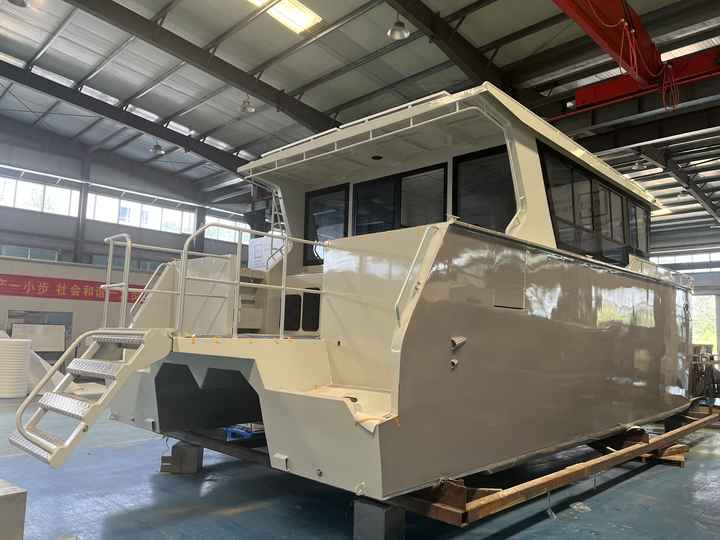 10m Aluminum Speed Power Boat Yacht Cabin Cruiser House Catamaran for Sale