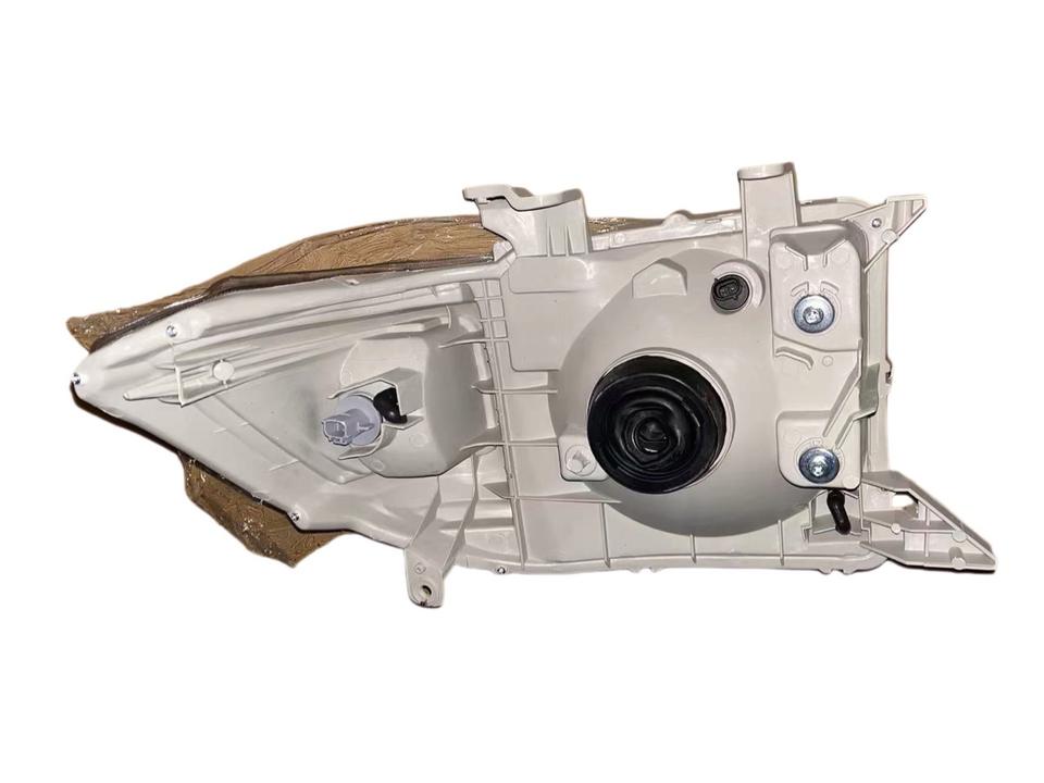81130-60C30 81170-60010 for Toyota Land Cruiser Pickup Hzj79 Headlight ...