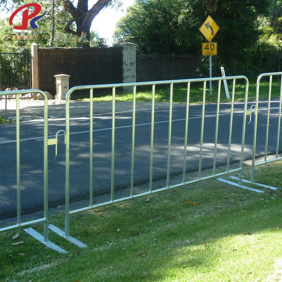 Crowded Control Barrier Crowd Control Barrier Outdoor Barrier for Crowd ...