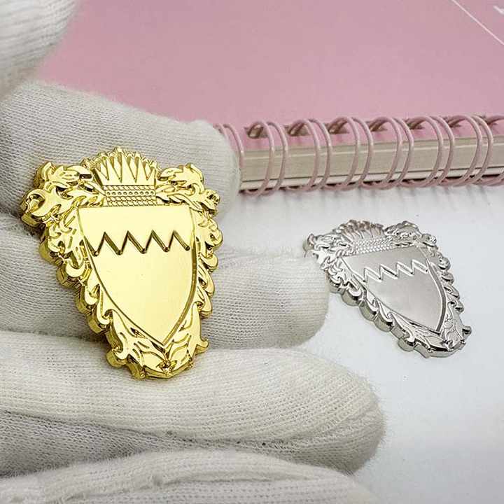 Custom Shield Shape Bahrain National Day Emblem Magnetic Badge Soft ...