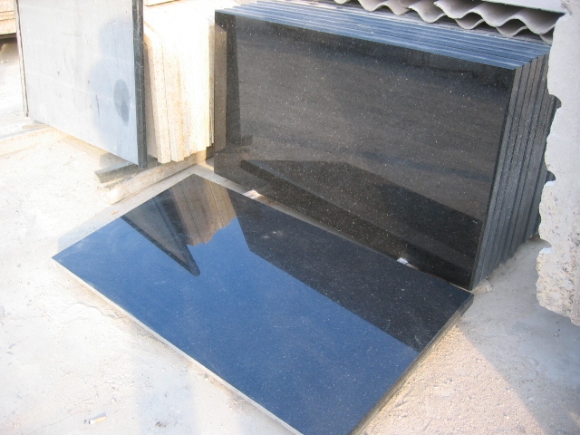 Raw Granite Blocks - Premium Natural Stone for Any Project