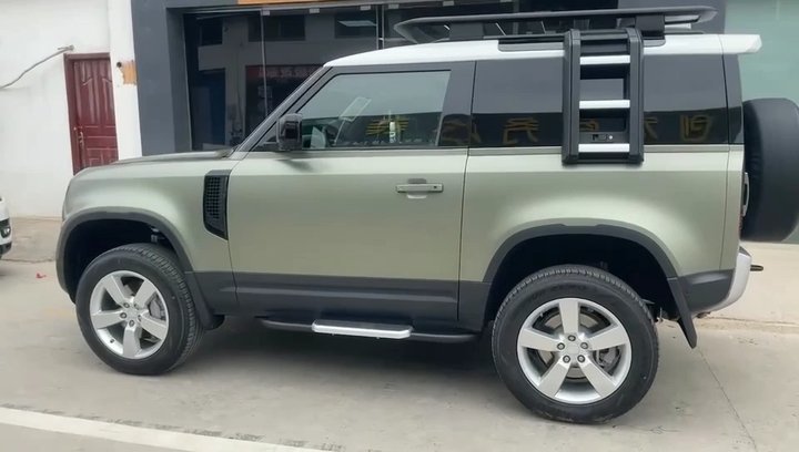 Deployable Side Mounted Roof Rack System Ladder for Land Rover Defender ...