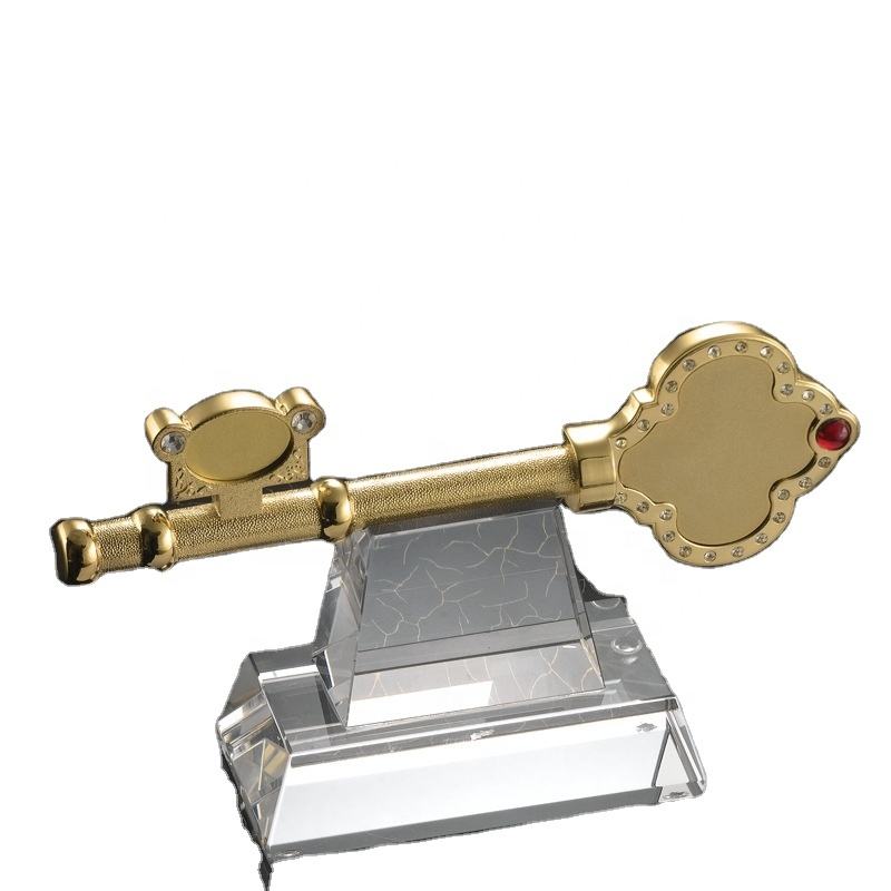 Pujiang Meg Art&Craft Co., Ltd. - crystal trophy, metal trophy