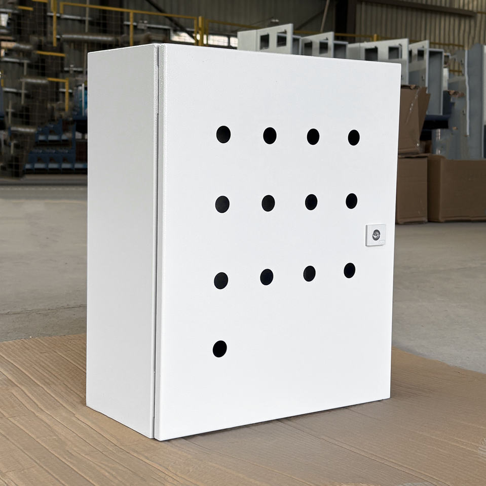 MB Cold Rolled Steel Multi Hole Distribution Box Precision Drilled ...