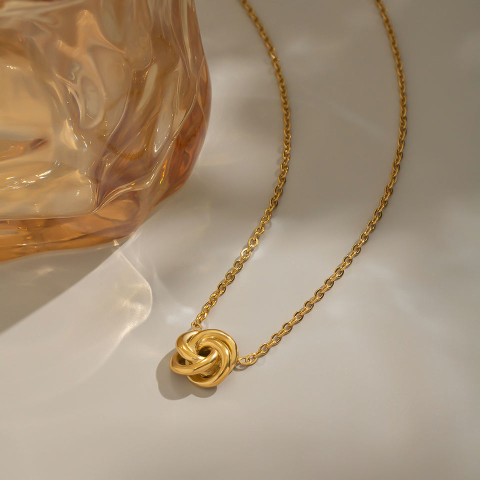 X&L Chic Style Stainless Steel Metal Flower Pendant Necklace for Women ...