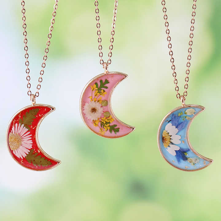 Moon Crescent Shape Pressed Flower Pendant Necklace Dried Flower ...