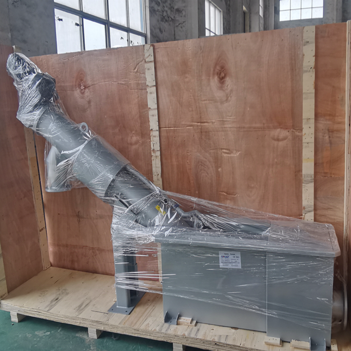 Screw Screen for Wastewater Treatment - GNGEP Solutions