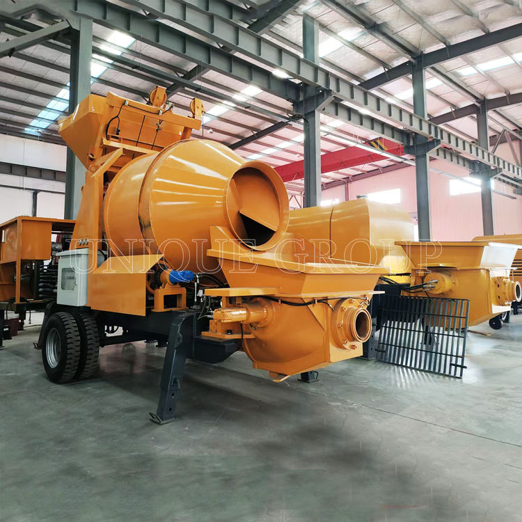 New Diesel Engine Mobile Concrete Pump with Mixer Trailer Concrete ...