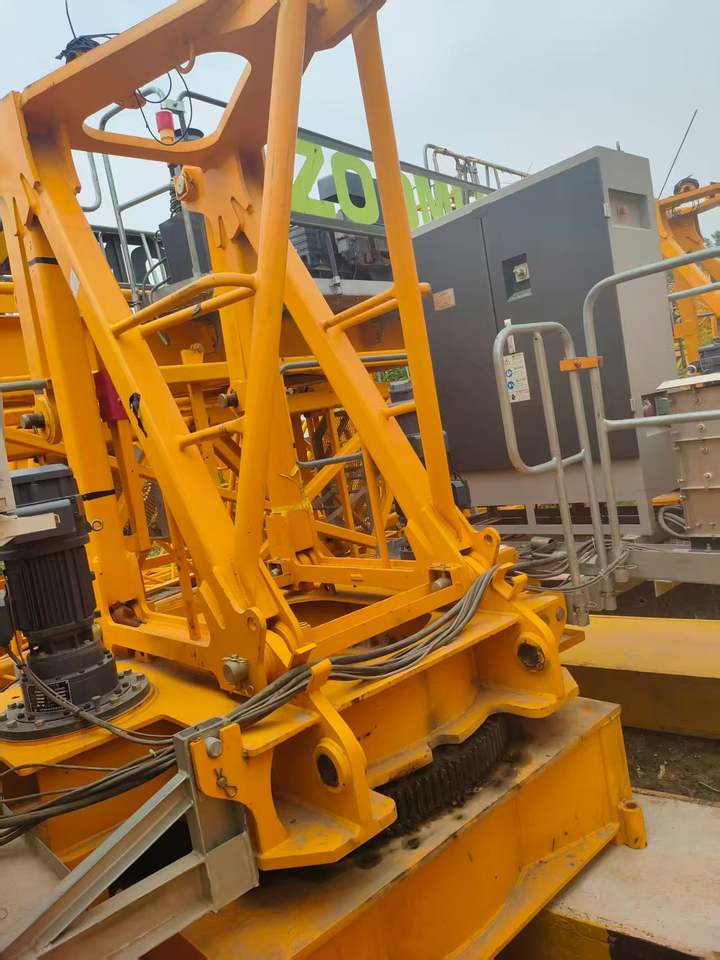 Zoomlion WA6015-8 Used Tower Crane 60m Jib 8T Max Load High Load Moment ...