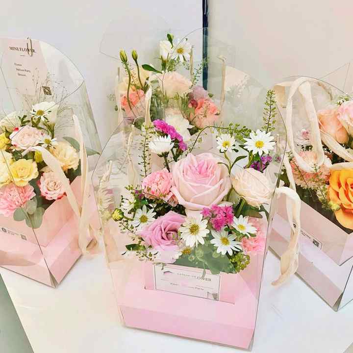 Portable Mini PVC Transparent Floral Bouquet Cardboard Gift Box Matt ...