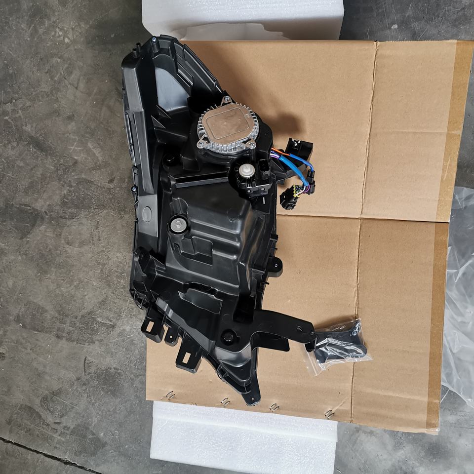 Auto Body Spare Parts Front Lamp Front Light Head Lamp Head Light for ...