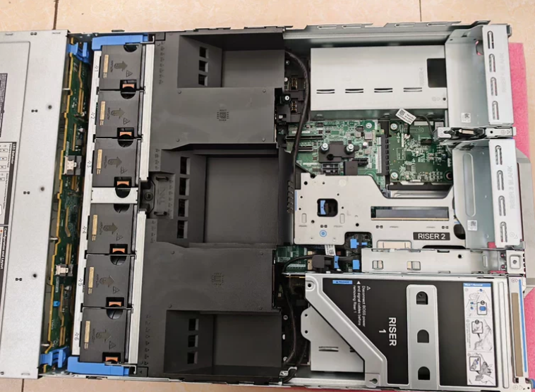 Dell PowerEdge R760 2U Rack Server 2-Socket 4th/5th Gen Intel Xeon ...