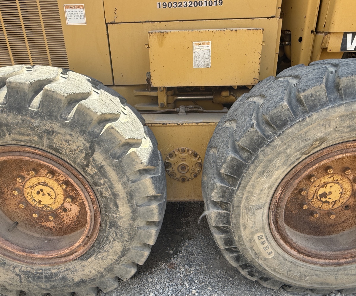 CAT 16M Motor Grader - Durable & Efficient Performance
