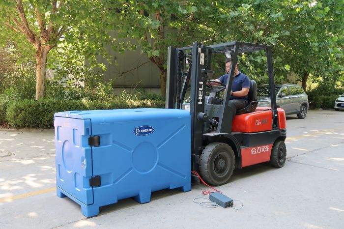 Mobile Refrigerated Blue Cold Box from Kingclima - 1 Year Warranty