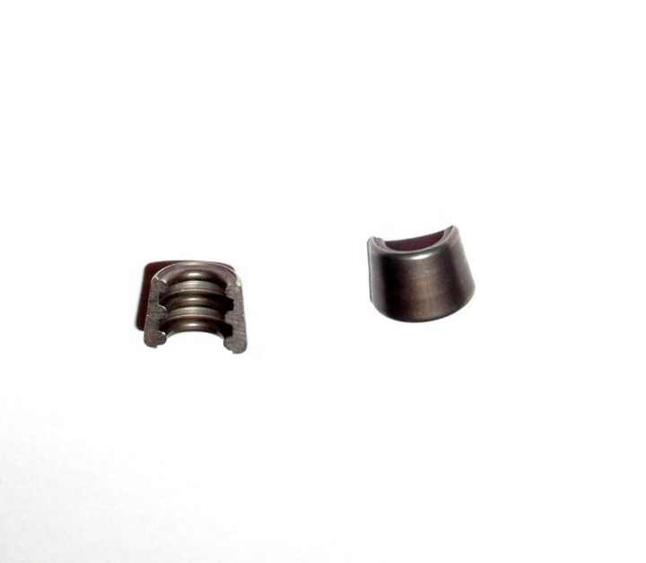 Engine Valve & Valve Keeper - 036109651A - 2 Year Warranty