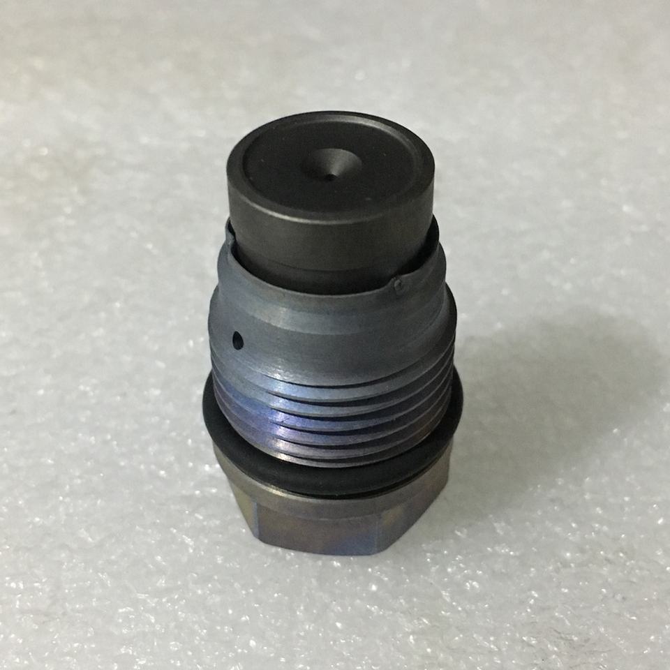 Original Common Rail Pressure Limiter Valve 1110010028 for Komatsu ...