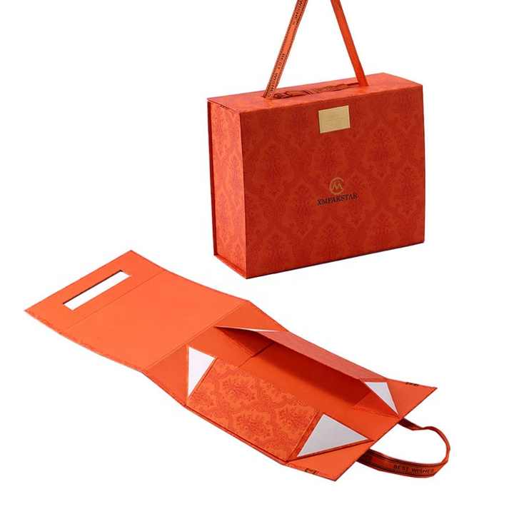 Luxury Customized Cardboard Folding Boxes for Abaya Packaging
