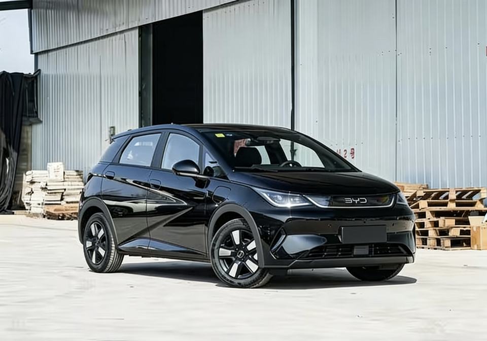 BYD Dolphin 2025 EV 410km Smart Driving Fashion Edition 5-Door 5-Seat ...