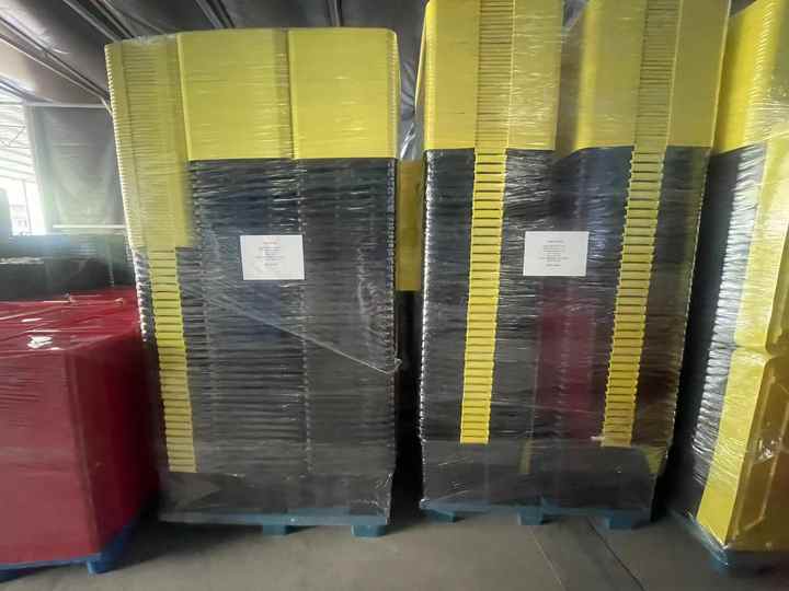 100l Plastic Storage Bin with Lid - Heavy Duty Tool Organizer