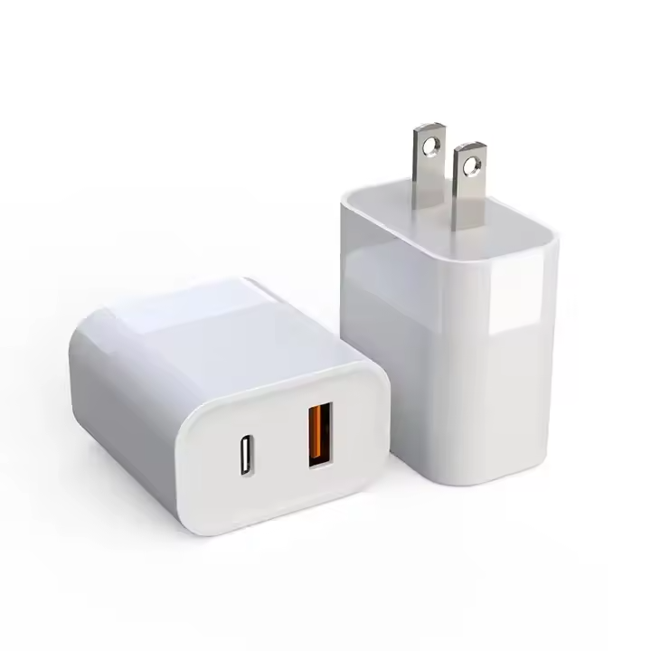 20W 25W PD Fast Charger CE FCC GaN Charger for iPhone 15/14 Travel ...